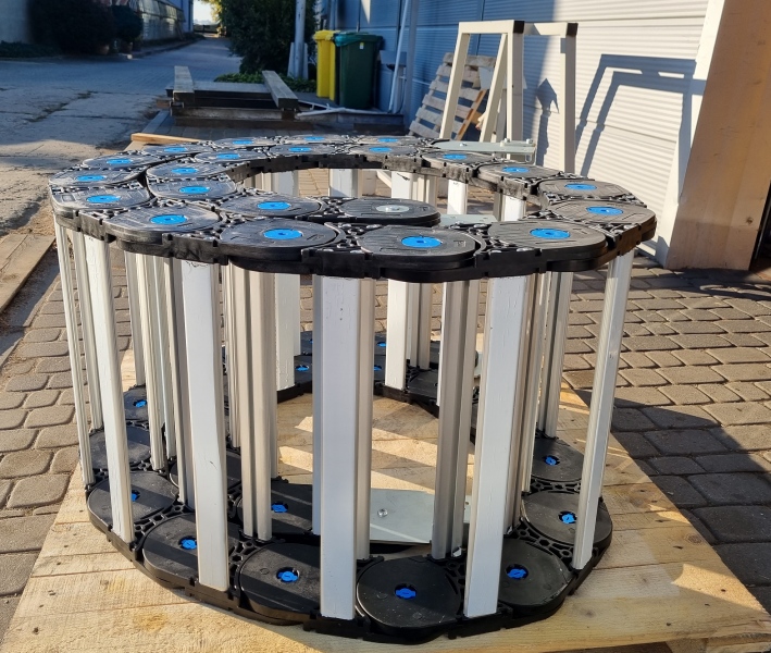 Cable drag chains with size - King size