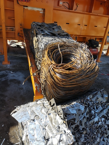 Scrap metal processing machines